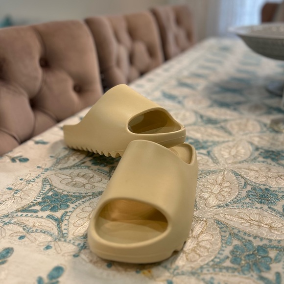 adidas | Shoes | Yeezy Slides Are The Perfect Combo Of Style And ...